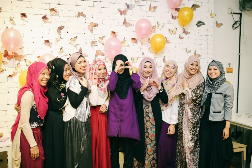 Style Spied: Amenakin Visits Kuala Lumpur - Aquila Style