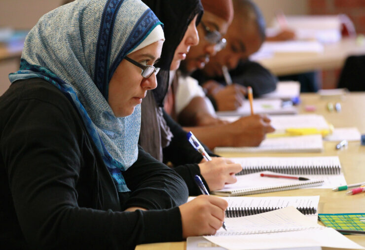 6 Essential Tips for Muslim Students Planning to Study Abroad - 2024 ...
